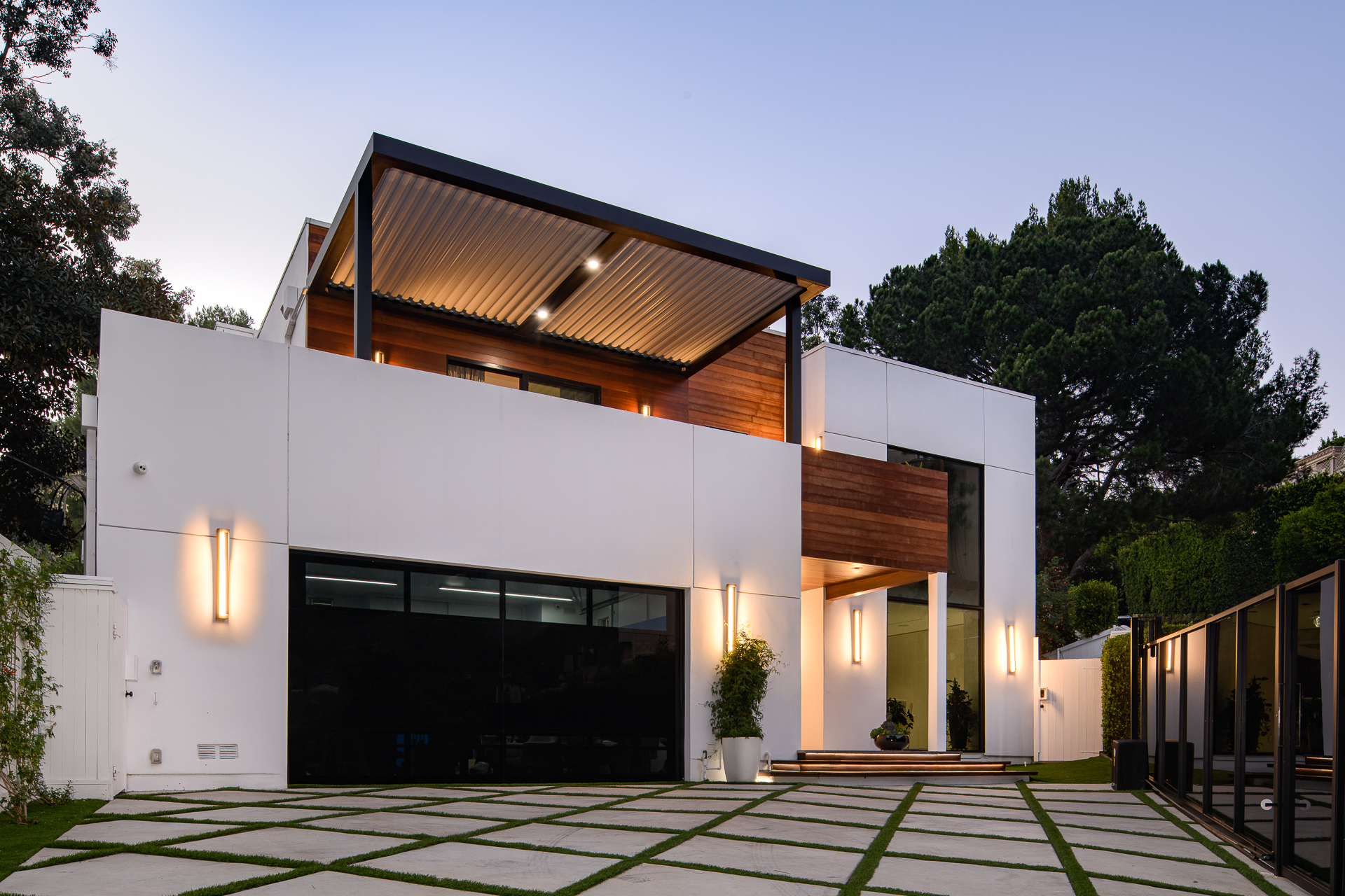 Beverly Hills Volume House – Alloi